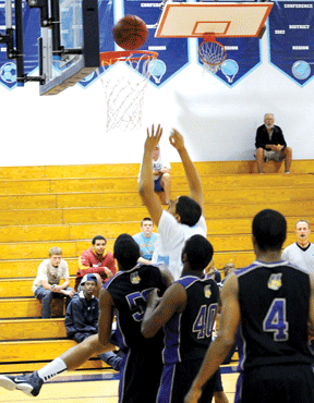 Erik Thomas reaches 1,000