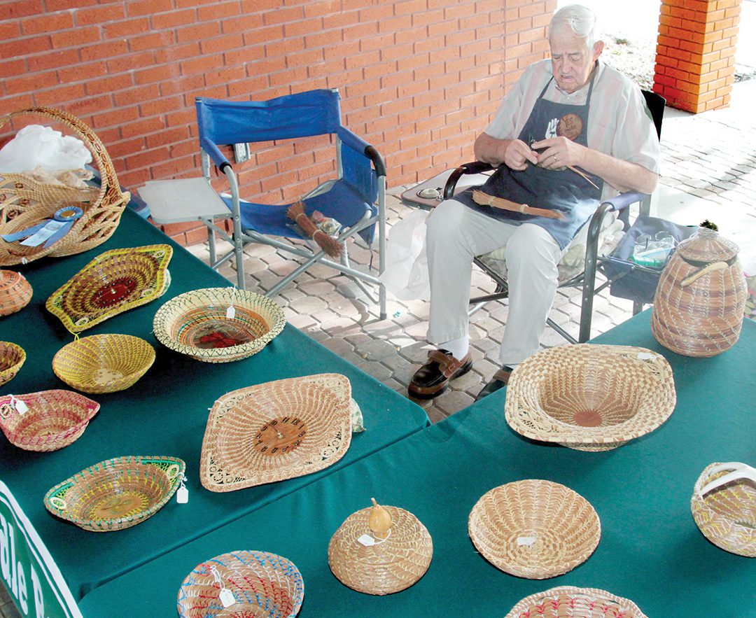 ybormarket-Dave DeAngelis and baskets rgb