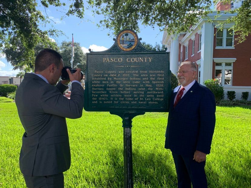 Front Page Sign with Oakley